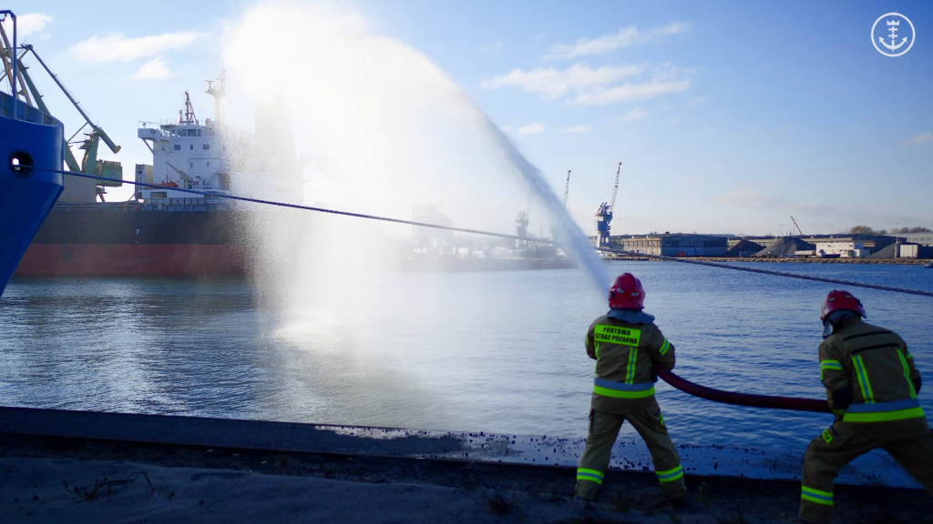 W Basenie Górniczym Portu Gdańsk odbyły się ćwiczenia „EU Integrated ...